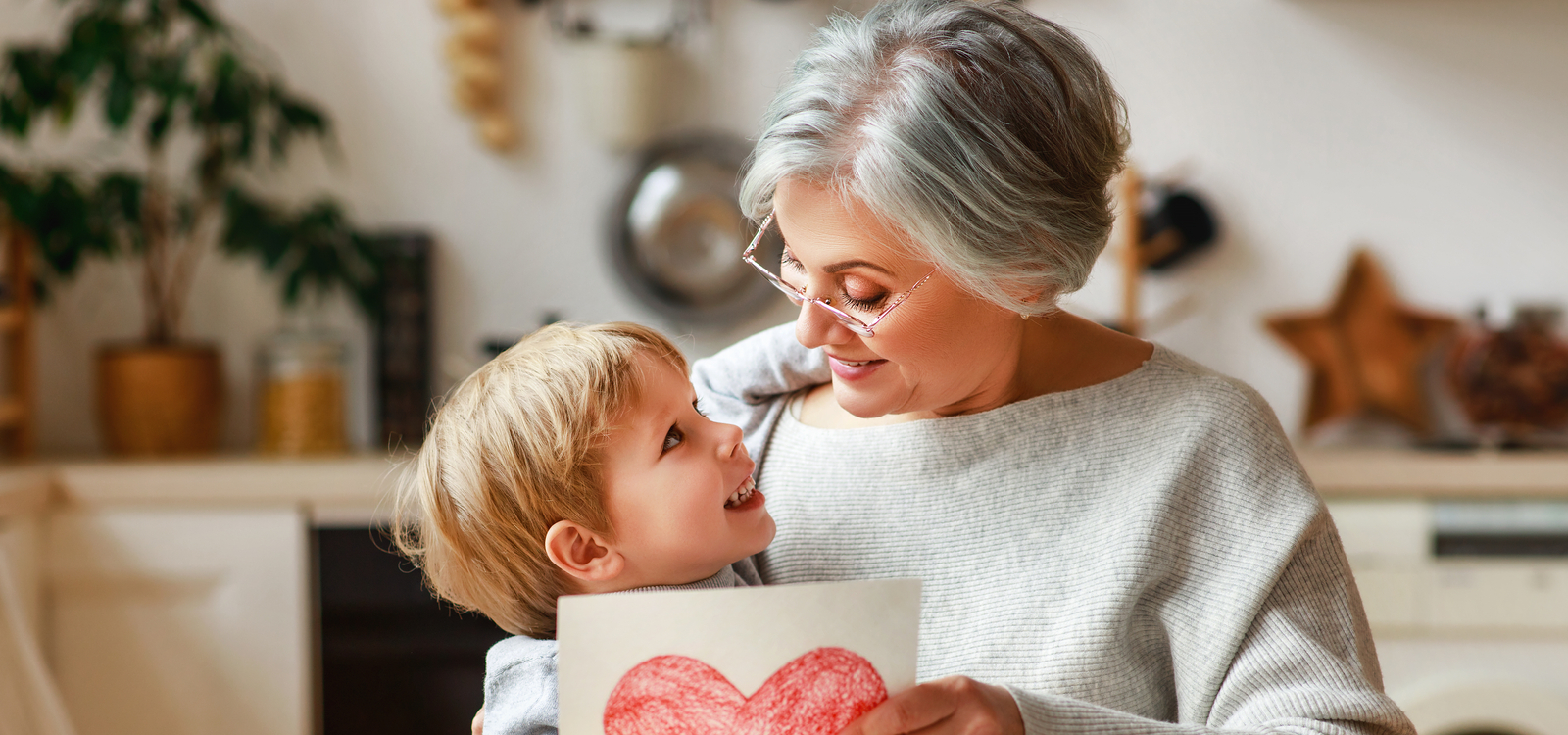 15 Fun and Thoughtful Ideas for Grandparents Day